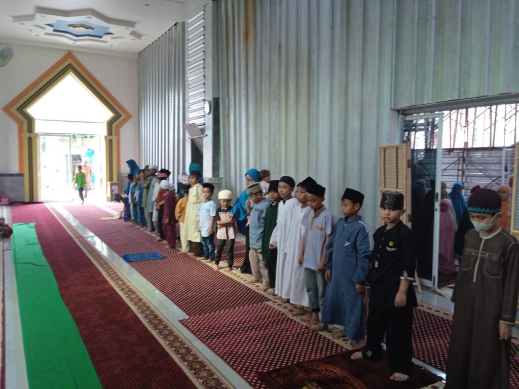 RAMADHAN CERIA DI MASJID AL-HIDAYAH – Al-Hidayah.id